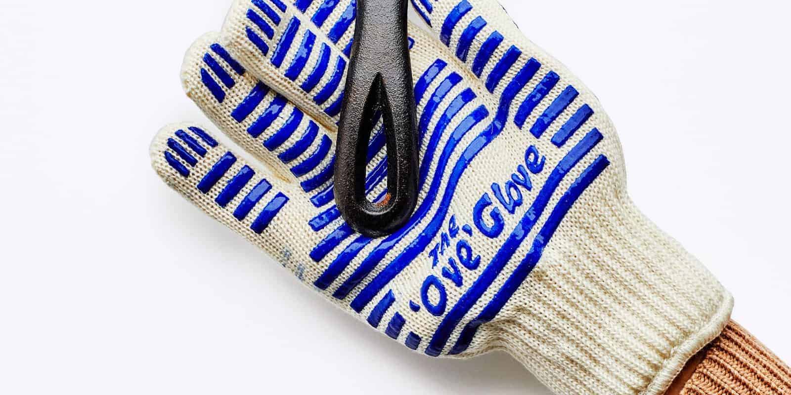 Must-Have Oven Mitt Types and When to Use Them