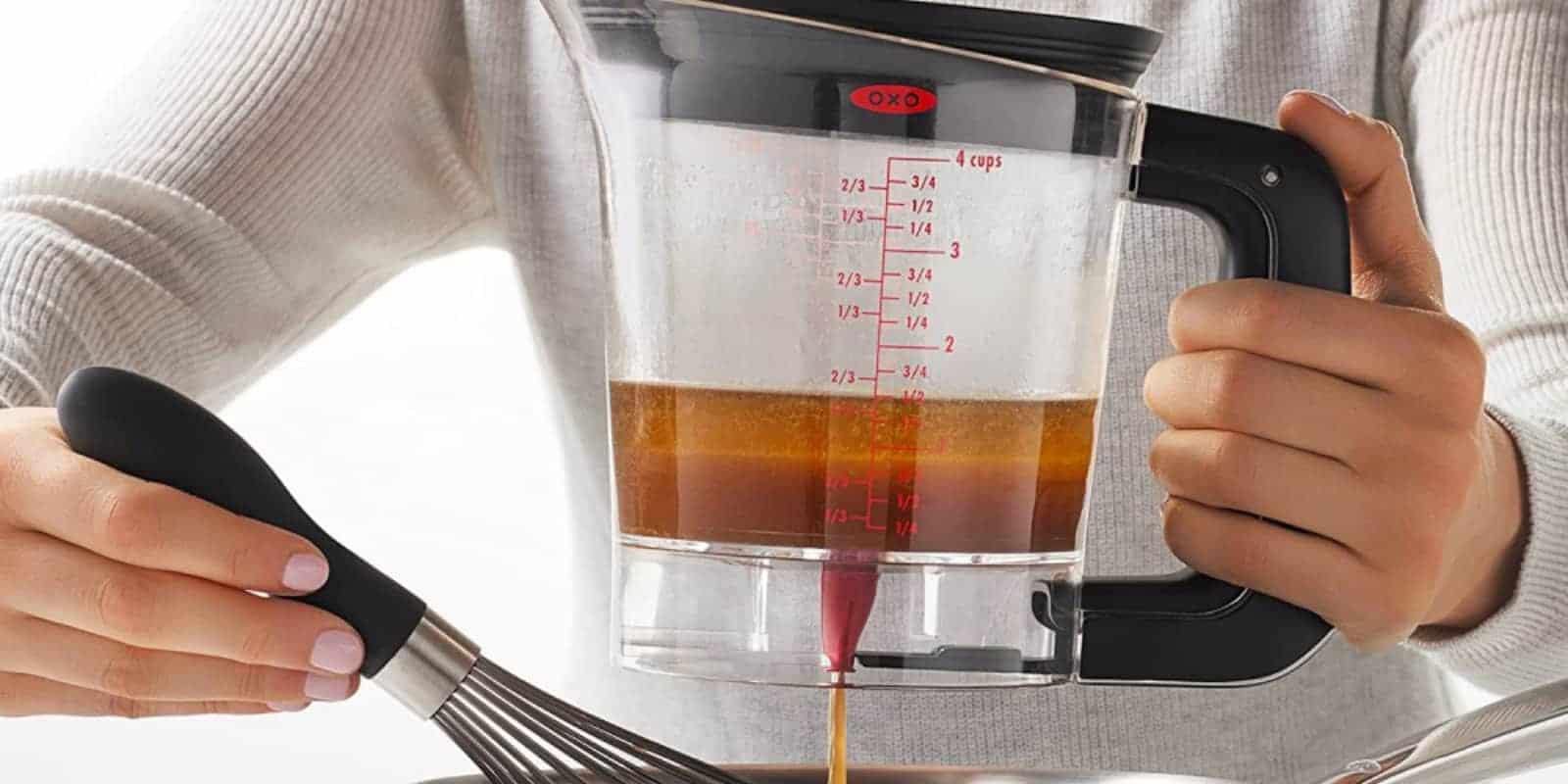 6 Best Fat Separators on Amazon for Saving Gravies and Stocks