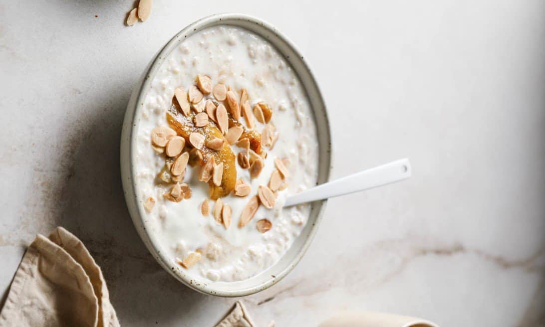 Creamy Oatmeal with Milk: Easy Recipe Guide