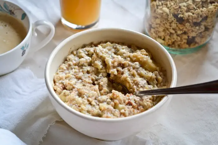 How to Make Oatmeal in the Microwave: 3 Easy Steps