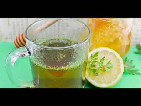 4 Surprising Benefits of Drinking Parsley Tea